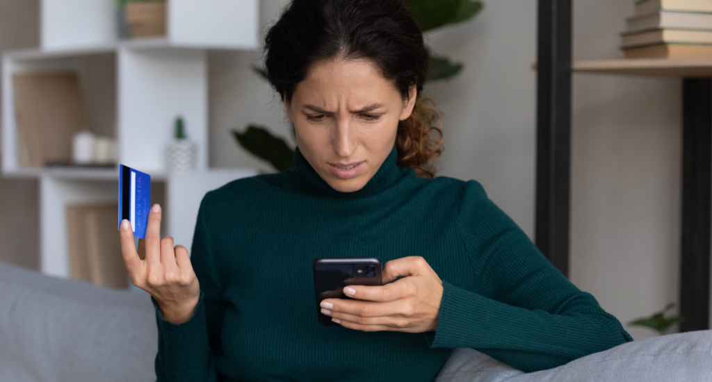 Why aren't all credit cards accepted everywhere? - Cardratings.com